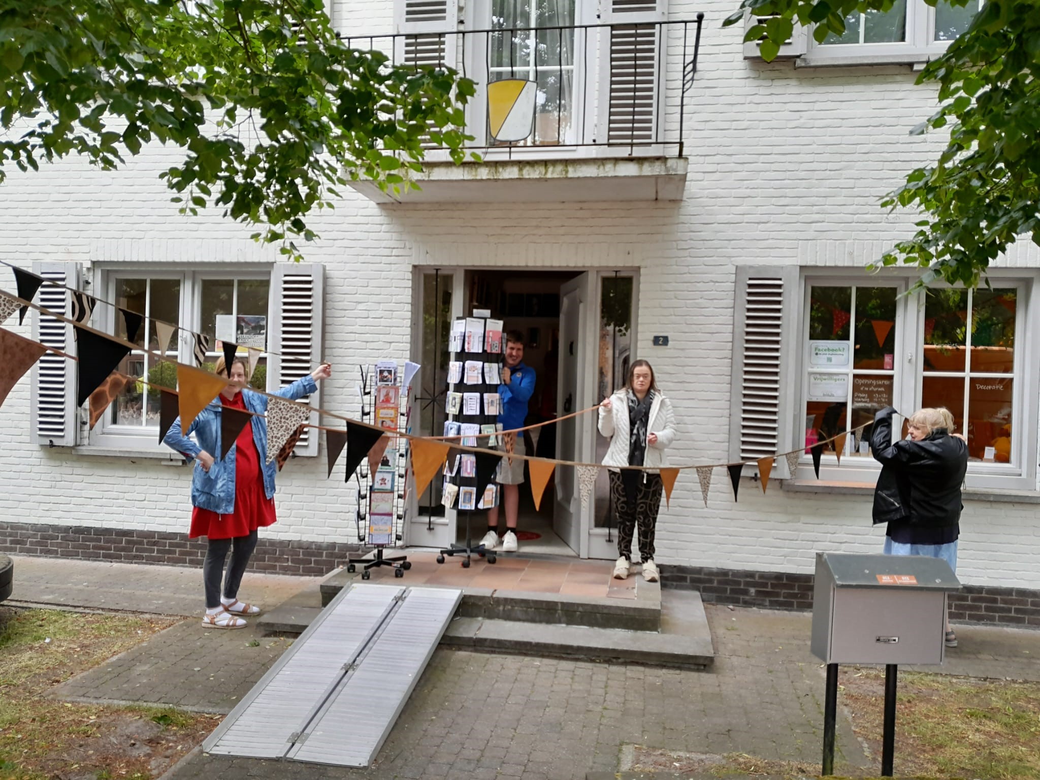 't Is braderij en dagatelier De Pluk is erbij! | Ter Loke